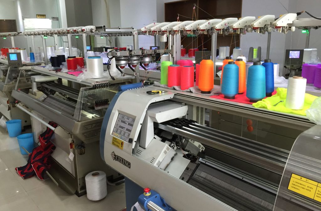 4D Knitting Flyknit™ Shoe Construction: How Shoes Are Made