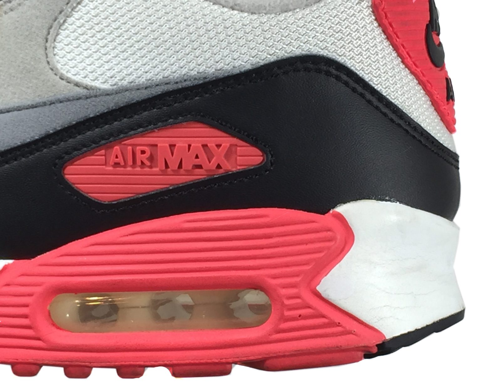Nike Air Max 90 Counterfeit vs. Real - Watch Out!
