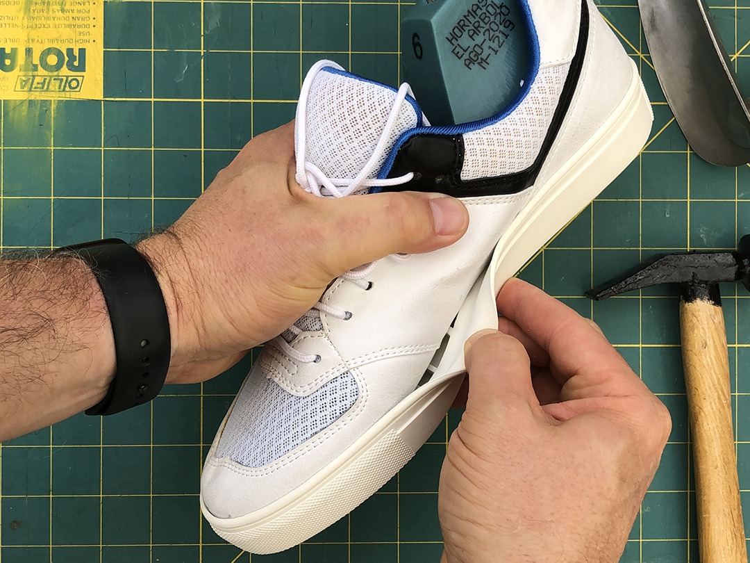 Outsole Cementing - DIY Step-by-step process